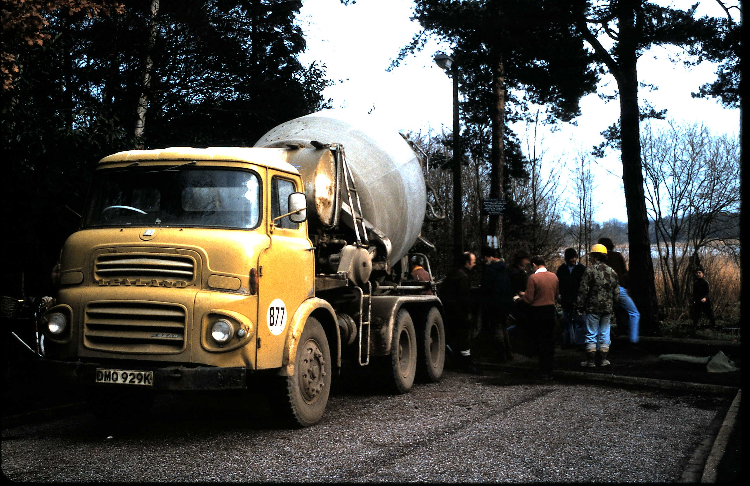 Building the Chestnut Grove Jetty: 40th Celebrations - Fleet Pond Society